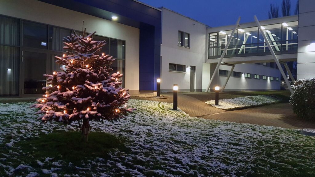 First snow in Chemnitz - NILES-SIMMONS
